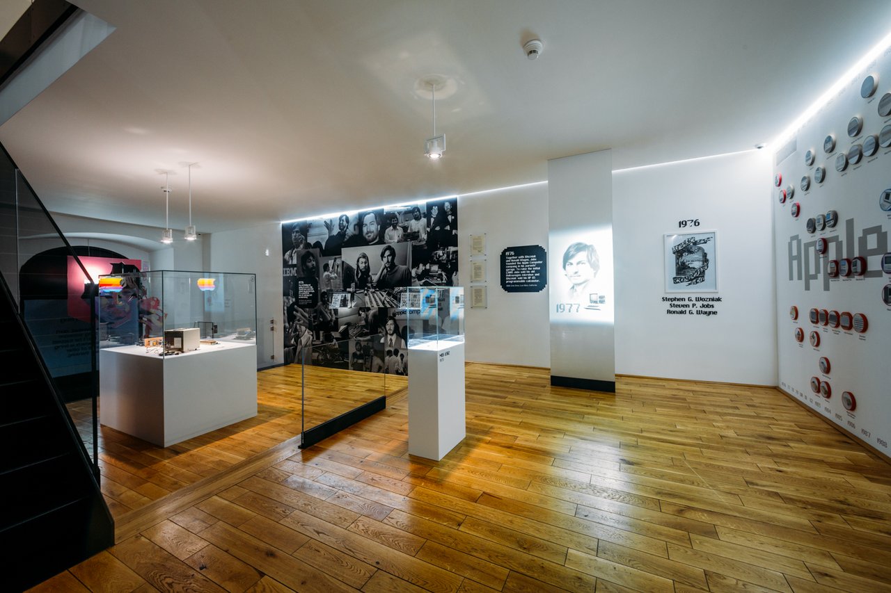 Museo Apple | Avantgarde Prague